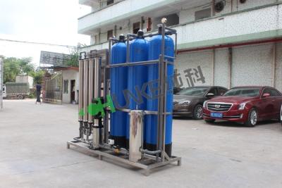 Cina Piccolo filtro da acqua di osmosi inversa 1500GPD macchina di trattamento dell'acqua potabile di prezzi della pianta del ro da 250 litri in vendita