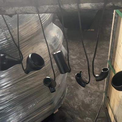 Cina Diritto senza cuciture dell'accessorio per tubi di acciaio al carbonio di alta qualità ASME B16.9/ridurre T in vendita