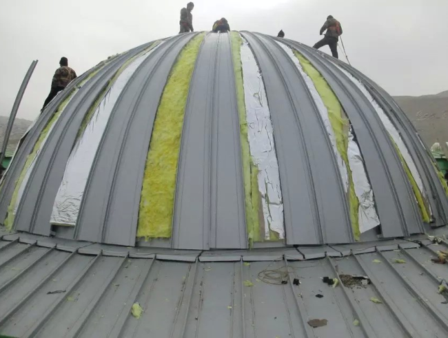 Usage of the standing seam profiles