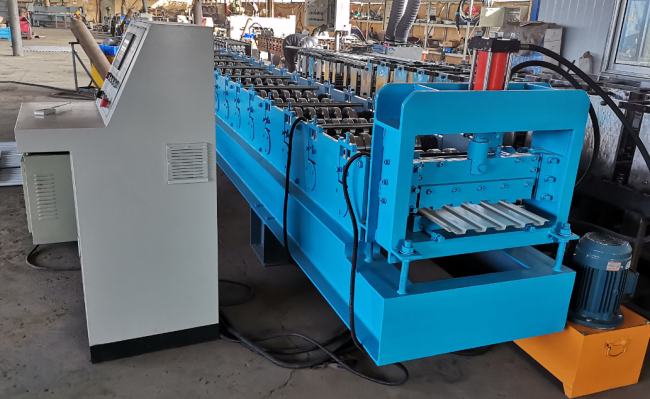 Rolling shutter machine