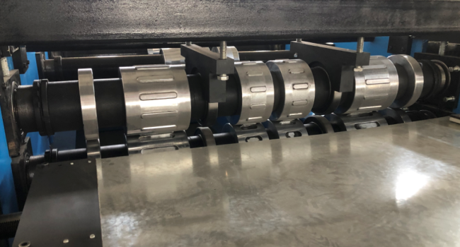 Metal decking profile