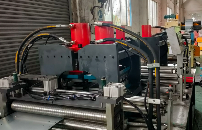 Punching and cutting corner part