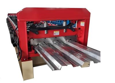 Cina Macchina per la formazione di rotoli di copertura di tetti in metallo ad alta efficienza con motore principale da 3x11kw in vendita