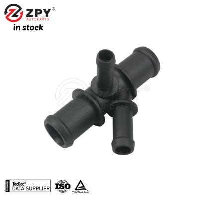 Cina Flanchetto refrigerante per Vw Tiguan Scirocco Polo Passat Magotan 1K0 121 087P NERO in vendita