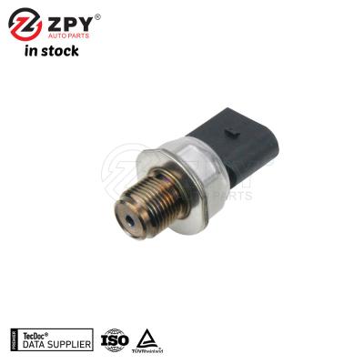 Cina Nuovo sensore di pressione del carburante per Audi Q5 TDI 8R 3.0L 05A 906 051 in vendita