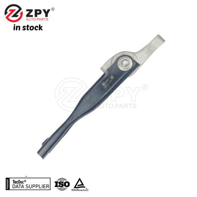 Cina 5Q0199855J Motor Dogbone Mount Support Bracket Per il 2015-2019 Vw Gti 2.0T in vendita