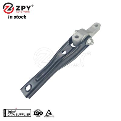 Cina 5Q0199855J Motor Dogbone Mount Support Bracket Per il 2015-2019 Vw Gti 2.0T in vendita
