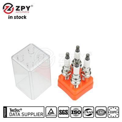 Cina ZPY 101905617C Candela per VW Audi Porsche Motore 2.0L in vendita