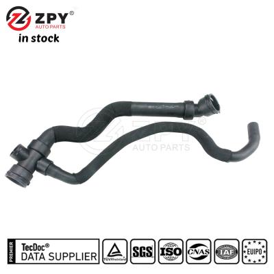 Cina ZPY Tubo del radiatore inferiore 8E0121049N per Audi A4 Quattro 2002-2006 in vendita