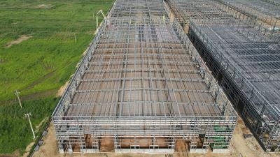 China Große Spannweite Metall Fertigbau Verzinkungs Produktionsfabrik Werkstatt zu verkaufen