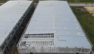 China Dauerhafte Stahlkonstruktionsbauten für industrielle Lagerhallen zu verkaufen