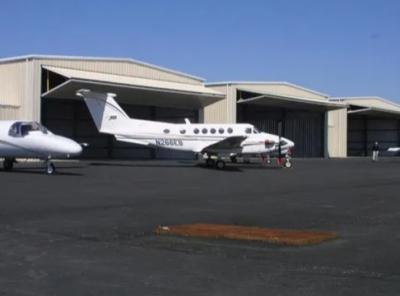 China Pre-Engineered Factory Light Steel Structure Private Aircraft Hangar for sale