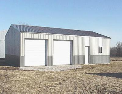 China Steel Structure Prefab Metal Garage Warehouse for sale