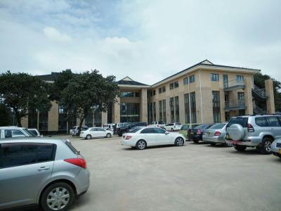 China High-strength steel prefabricated office building, fast construction & cost-effective for sale