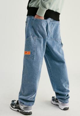 Cina Lavaggio della via e rendere ad uomini anziani i pantaloni jeans rigonfi sciolti versatili antivento in vendita