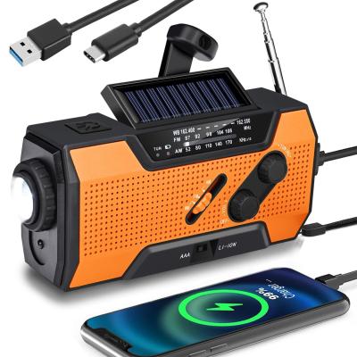 China Portable Emergency NOAA Weather Stereo AM FM Radio Hand Crank & Wind up Powered with Built-in Flashlight for Outdoor Adventures for sale
