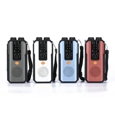 China Factory Wholesale New Solar Crank Emergency AM FM WB Alert Radio with Brightness Flashlight & Reading Lamp for Survival for sale