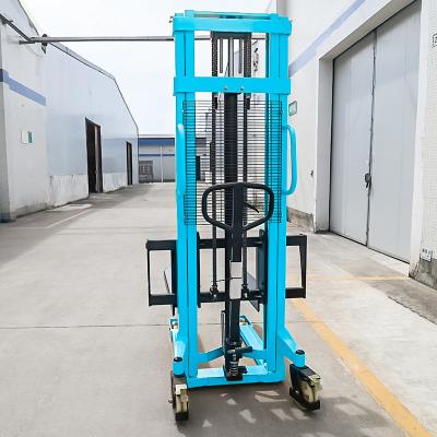 China Small Manual Hydraulic Portable Pallet Lifter Stacker With 2000kg Capacity for sale