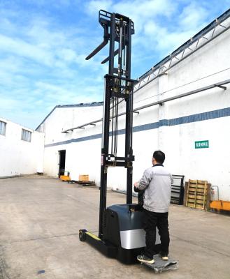 China High Efficiency Stand Up Reach Truck , Electric Reach Forklift 6.2m  Lift Height for sale