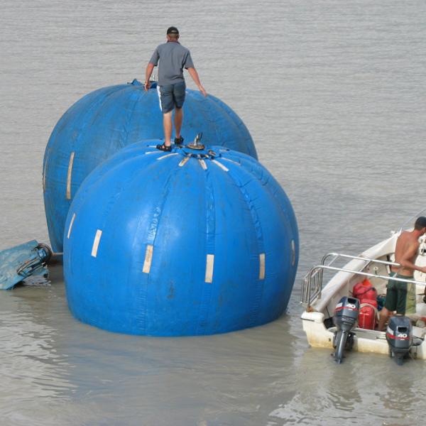 Quality Sunken Ship Wreck Shipwrecks Parachute PVC Underwater Air Bags For Lifting Boats for sale