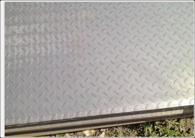 China EN STANDARD S235JR Hot Rolled Checkered Steel Plate Cutting Available 4mm Thickness for sale