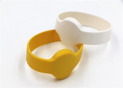 China Customizable Reusable 13.56MHz RFID Silicone Wristband With Printing Or Laser Logo for sale