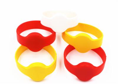 China Adjustable RFID Silicone Wristband Nylon For Access Control Or Memory for sale