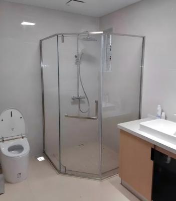 Cina Profili di parete in vetro a forma di diamante resistenti all'erosione per le partizioni del bagno in vendita