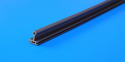 China High Precision Shower Rubber Seal Strip Corrosion Resistance Customized for sale