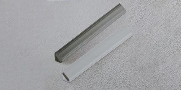 Quality Surface Smooth Shower Screen Seal Strip Erosion Resistant Easy Installation for sale