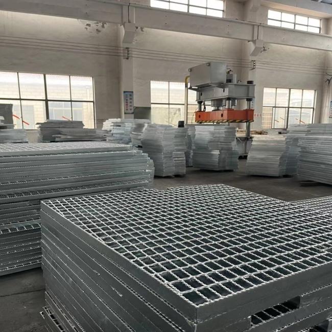 Hot DIP Galvanized Press Locked Welded Mild Steel Grating for Steel Structure Platform