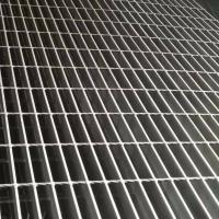 China Hot Dipped Galvanized Steel Grating Flooring 40x5mm Bearing Bar Welded Custom for sale
