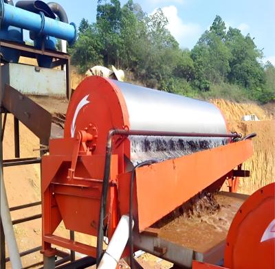 中国 鉄磁気ドラム分離機 15-35 Rpm 回転速度 600-9300/kg 重量 販売のため