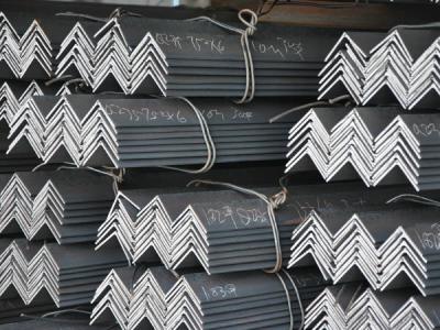 China Hot Rolled 2 Inch Galvanized Equal Angle Steel A36 Q235 With AISI / ASTM Standard for sale