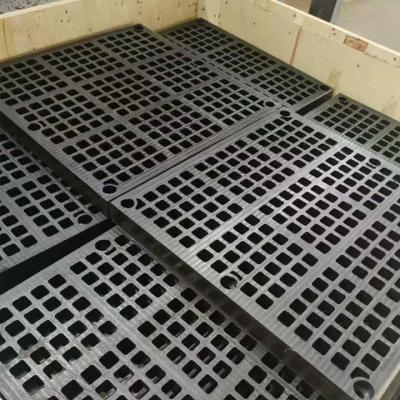 China Module Deck Media Rubber Vibrating Screen Mesh for Ore Application Anti-clogging for sale