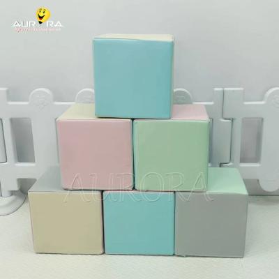 Cina Colorato attrezzatura soft play personalizzata per bambini interni in vendita