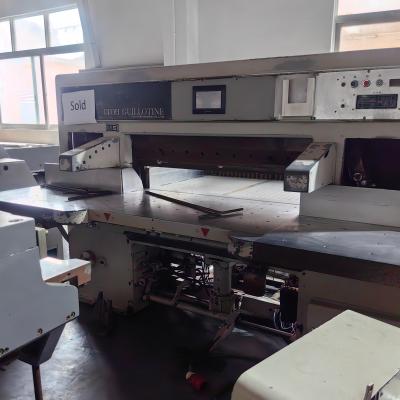 Cina Giappone 1150mm ITO Guillotine Paper Cutting Machine Voltage 380V con 3800 kg Capacità in vendita