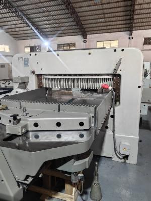 Cina Esperienza di taglio con la nostra macchina di taglio carta Polar da 115 cm in vendita