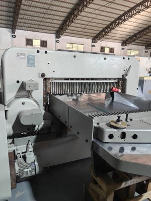 Cina Esperienza di taglio con la nostra macchina di taglio carta Polar da 115 cm in vendita