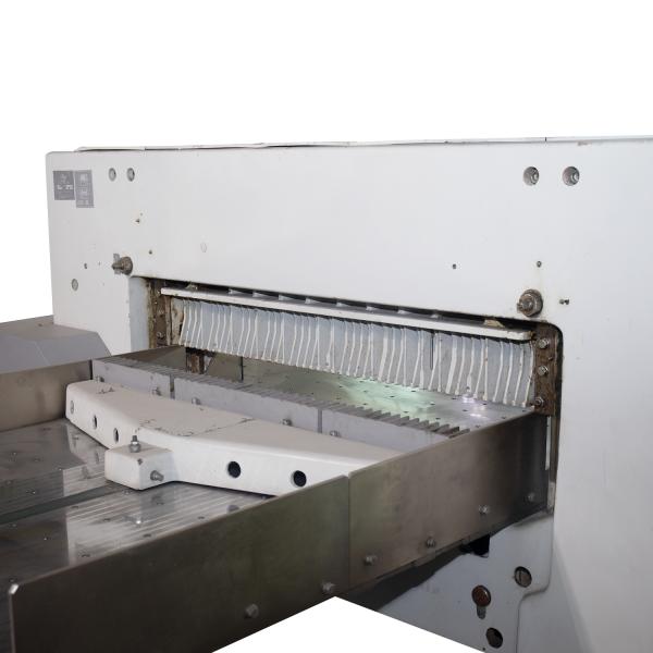 Quality Volume Production Fully Automatic Paper Cutter Machine with Low Noise and High for sale