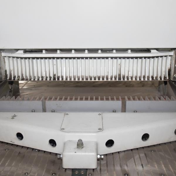 Quality Secondhand Hydraulic Guillotine Paper Cutting Machine Perfect for Advertising for sale