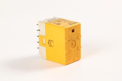 China Relay de apoyo técnico de vídeo para accesorios de máquinas de corte de papel totalmente automáticas en venta