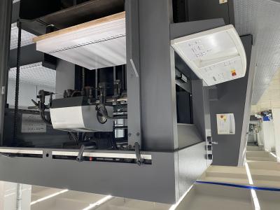 Chine Presse offset Heidelberg XL75-6+L avec vernisseur, modèle 2010 à vendre