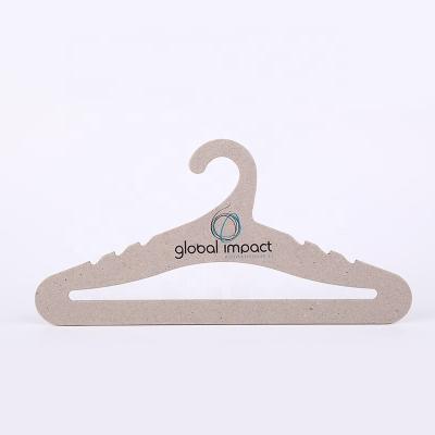 China 40cm Recycled Cardboard Coat Hanger Multifunction Design Custom Thickness for sale