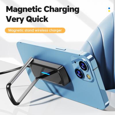 China Essager 2022  Aurora New Style Magnetic Wireless Mini 15W Charger 10W 7.5W Mobile Phone Charger With Holder Function for sale