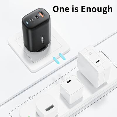 China Travel GaN PD Wall Charger 65w 3 USB Port USB A Type C Fast Charging for sale
