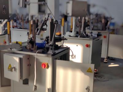 China Winkelschneidmaschinen; Winkelschneidmaschinen;Tpu-Siegelschneidmaschine;Tpu-Siegelschneider; Randschneidmaschine; Kinfe-Schneidmaschine zu verkaufen