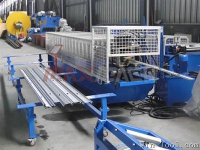 China Roller Shutter Door Forming Line for sale