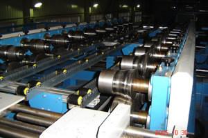 China Máquina Perfiladora de Viga de Partición for sale
