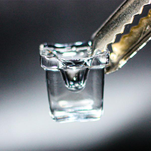 Quality Spray Ice Making Process 25kg Per Day Spraying Small Square Machine Crystal Ice for sale
